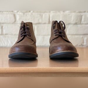 Clarks | Shoes | Clarks Bostonian Chukka Walker Mid Leather Ankle Moc ...